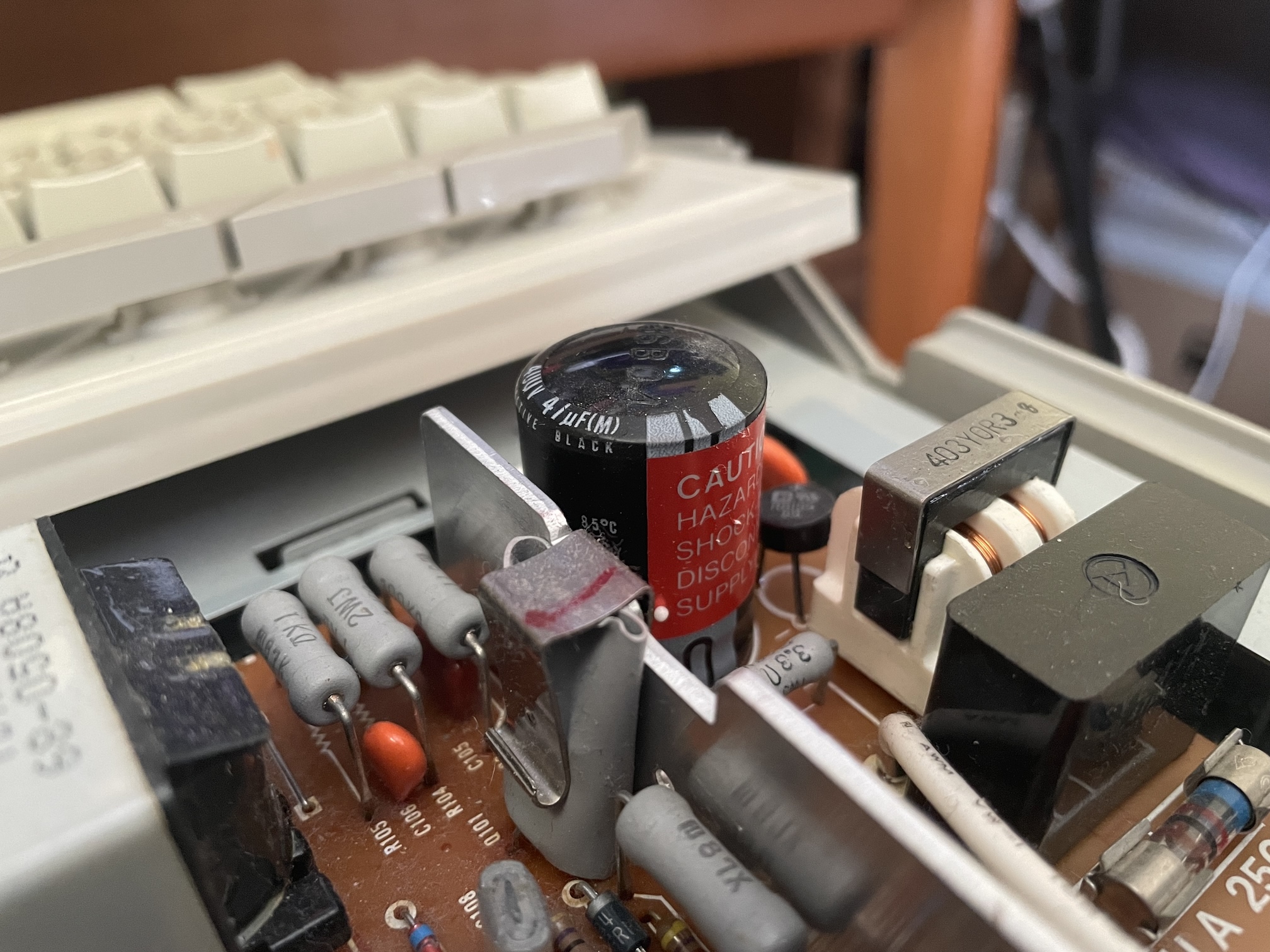 Installing the Exxos Atari ST PSU recap kit - psyphi.net blog