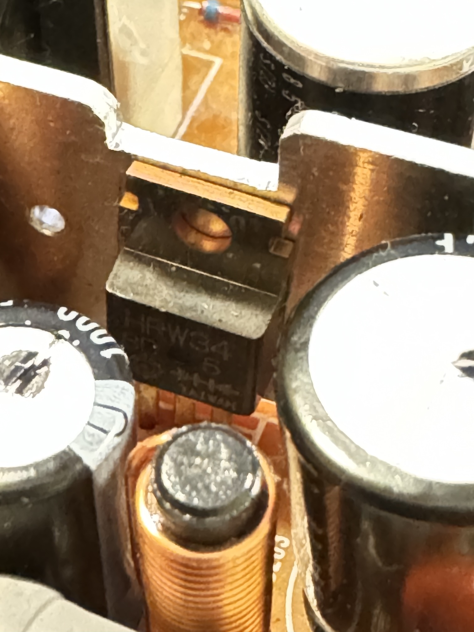 Installing the Exxos Atari ST PSU recap kit - psyphi.net blog