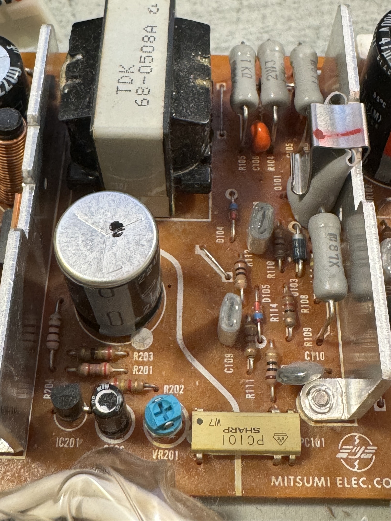 Installing the Exxos Atari ST PSU recap kit - psyphi.net blog